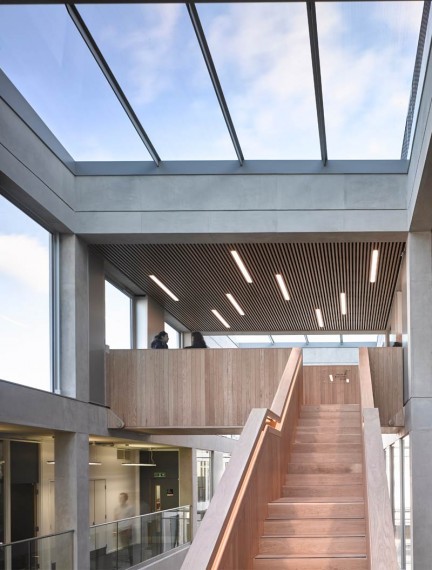 School Of Engineering At Lancaster University, England / John McAslan ...