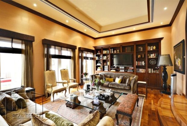 19 Luxury Villas Around The World That You Need To See