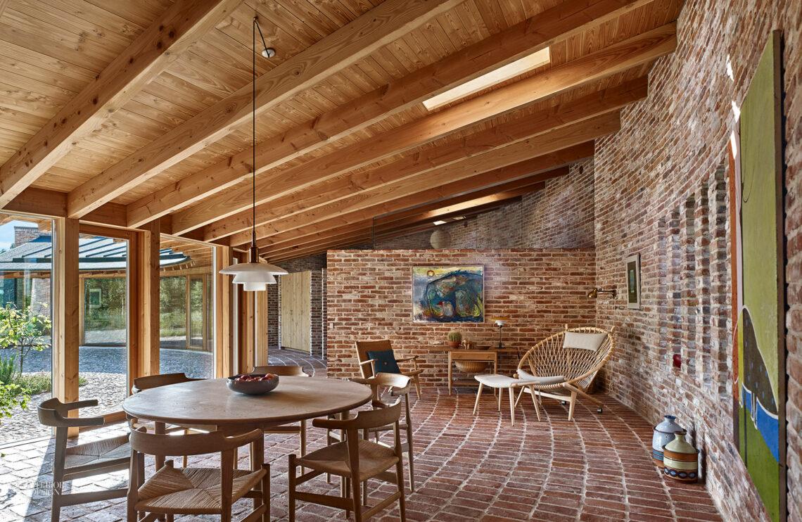 Epic Cathedral Ceiling Design & Ideas