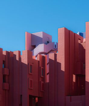 Ricardo Bofill: Biography, Works, Awards