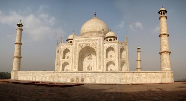 61 Famous Architectural Landmarks Every Architect Should Visit