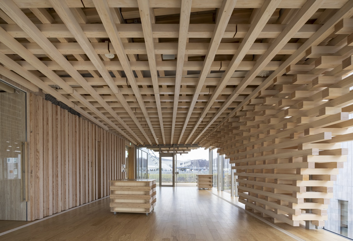 AEAJ Green Terrace / Kengo Kuma & Associates