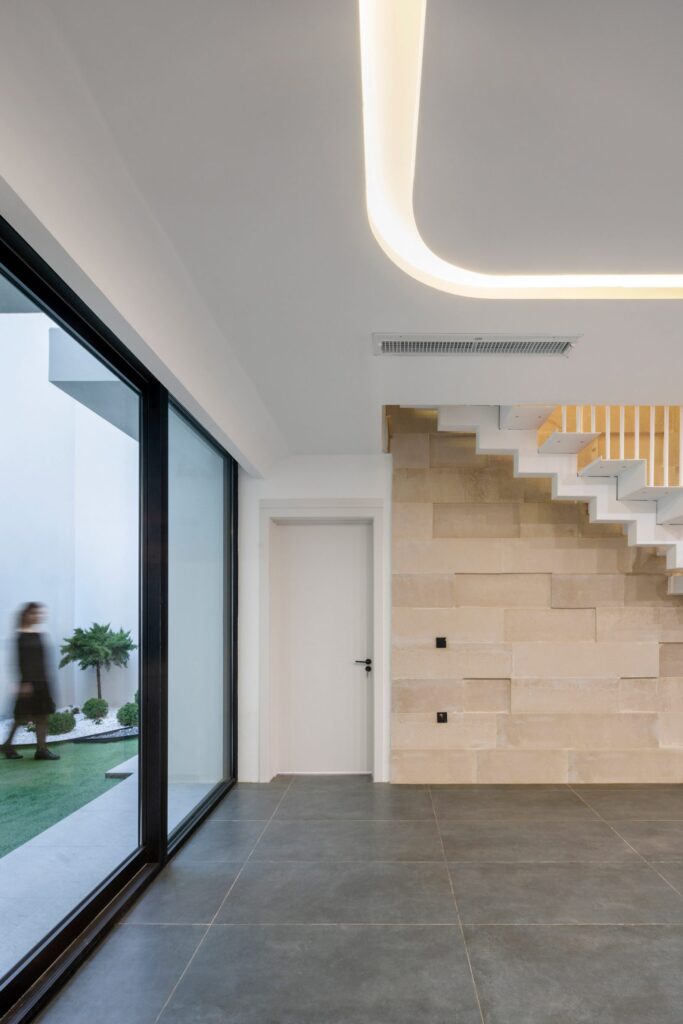 Bakrajo House / ZAKAA Architecture