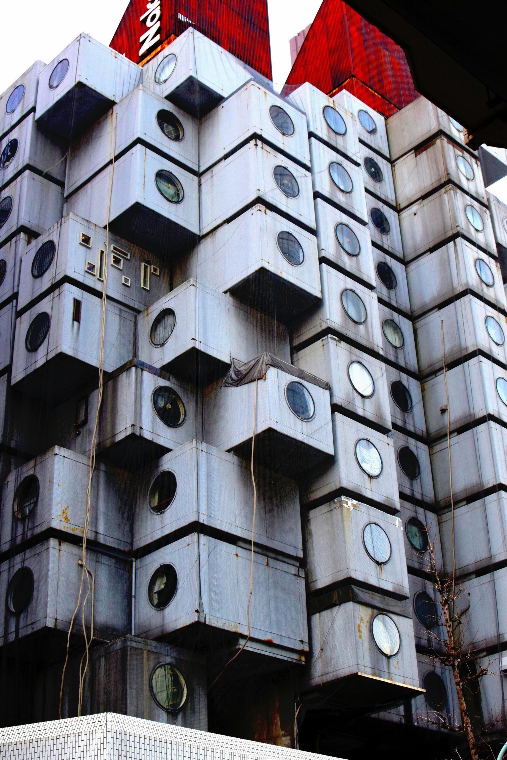 The Nakagin Capsule Tower / Kisho Kurokawa | Classics On Architecture ...