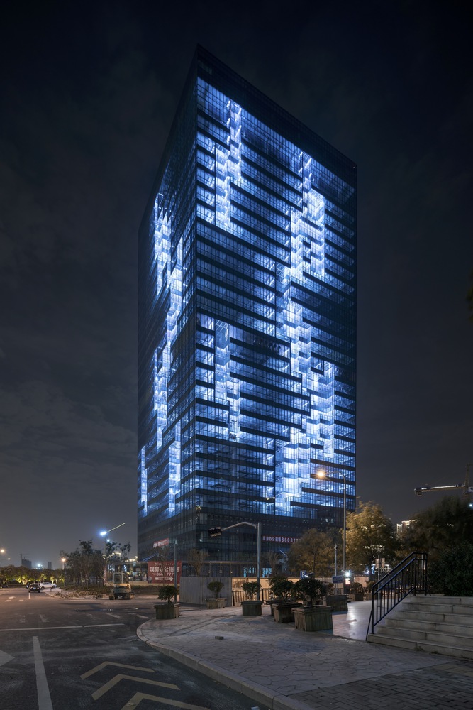 CRYSTAL Office Building / SAKO Architects