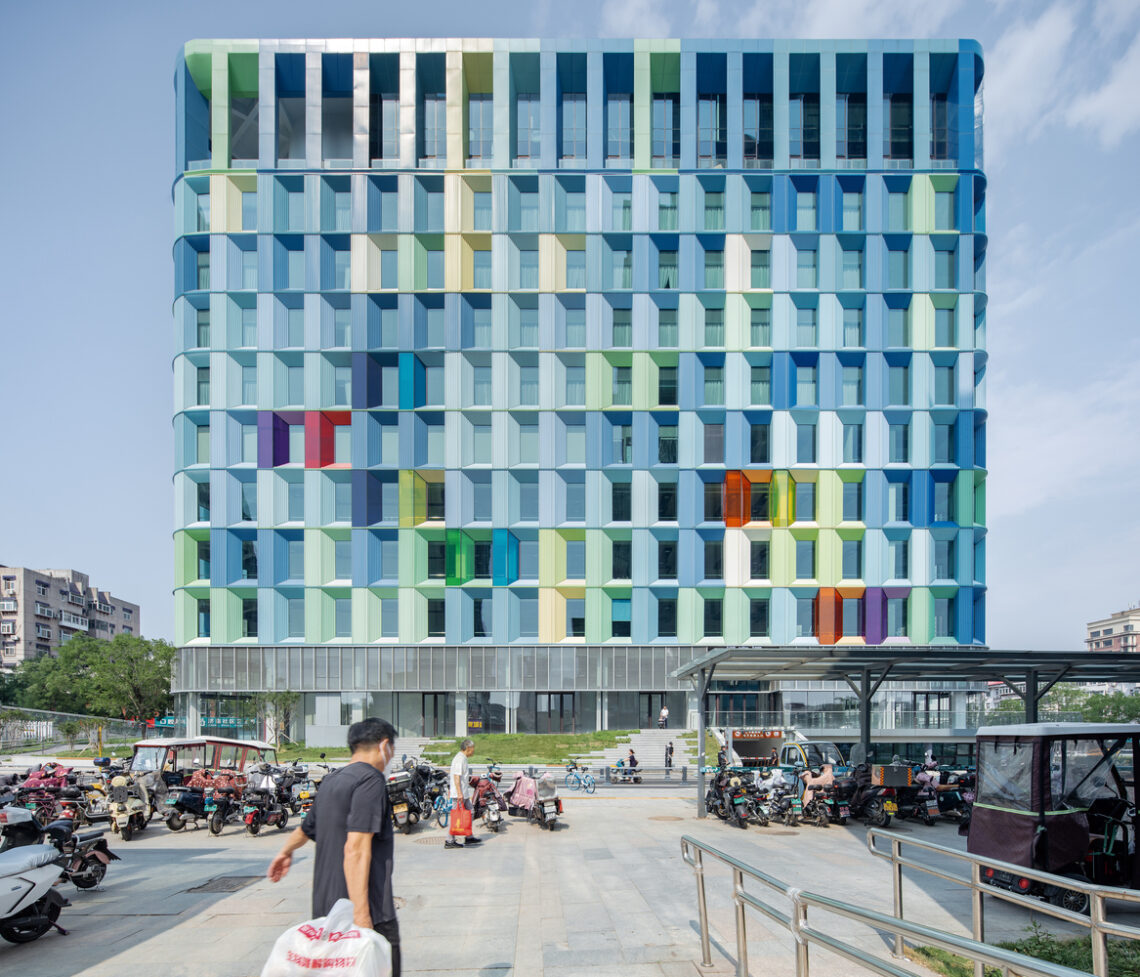 Jinan Huizhong Starry Center / THAD SUP Atelier
