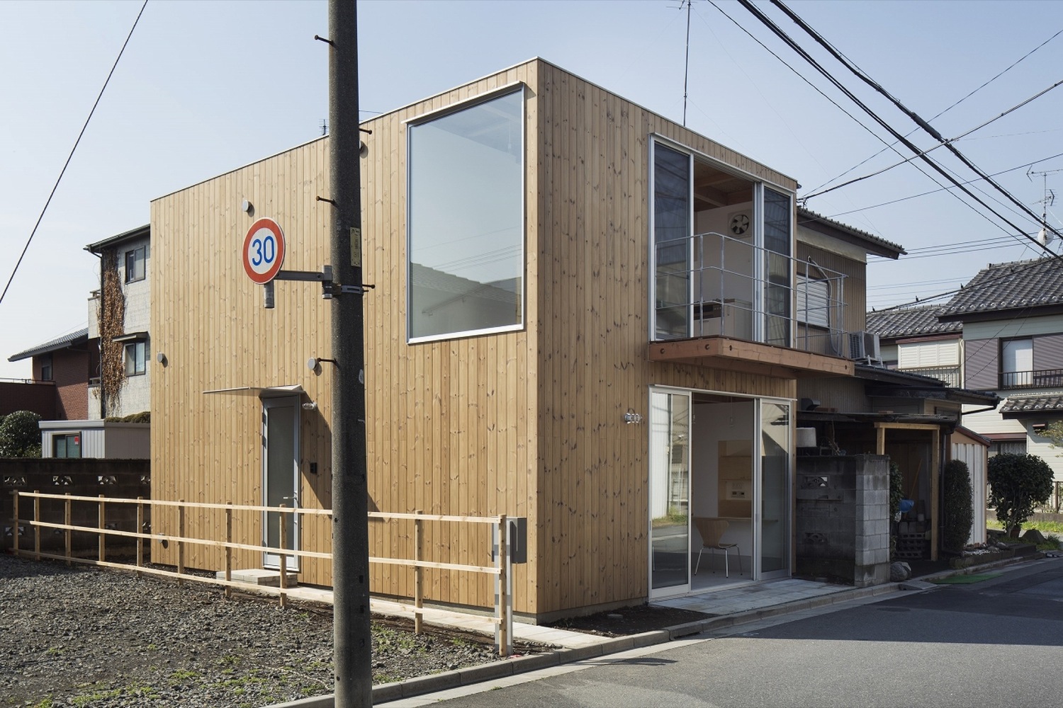 Wooden Box House / Suzuki Architects