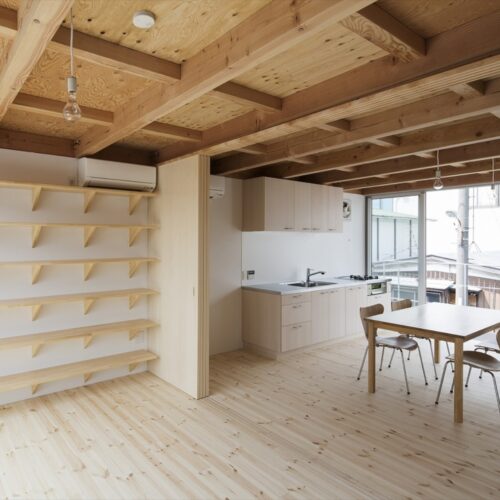 Wooden Box House / Suzuki Architects