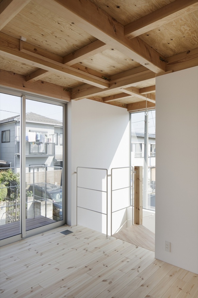 Wooden Box House / Suzuki Architects
