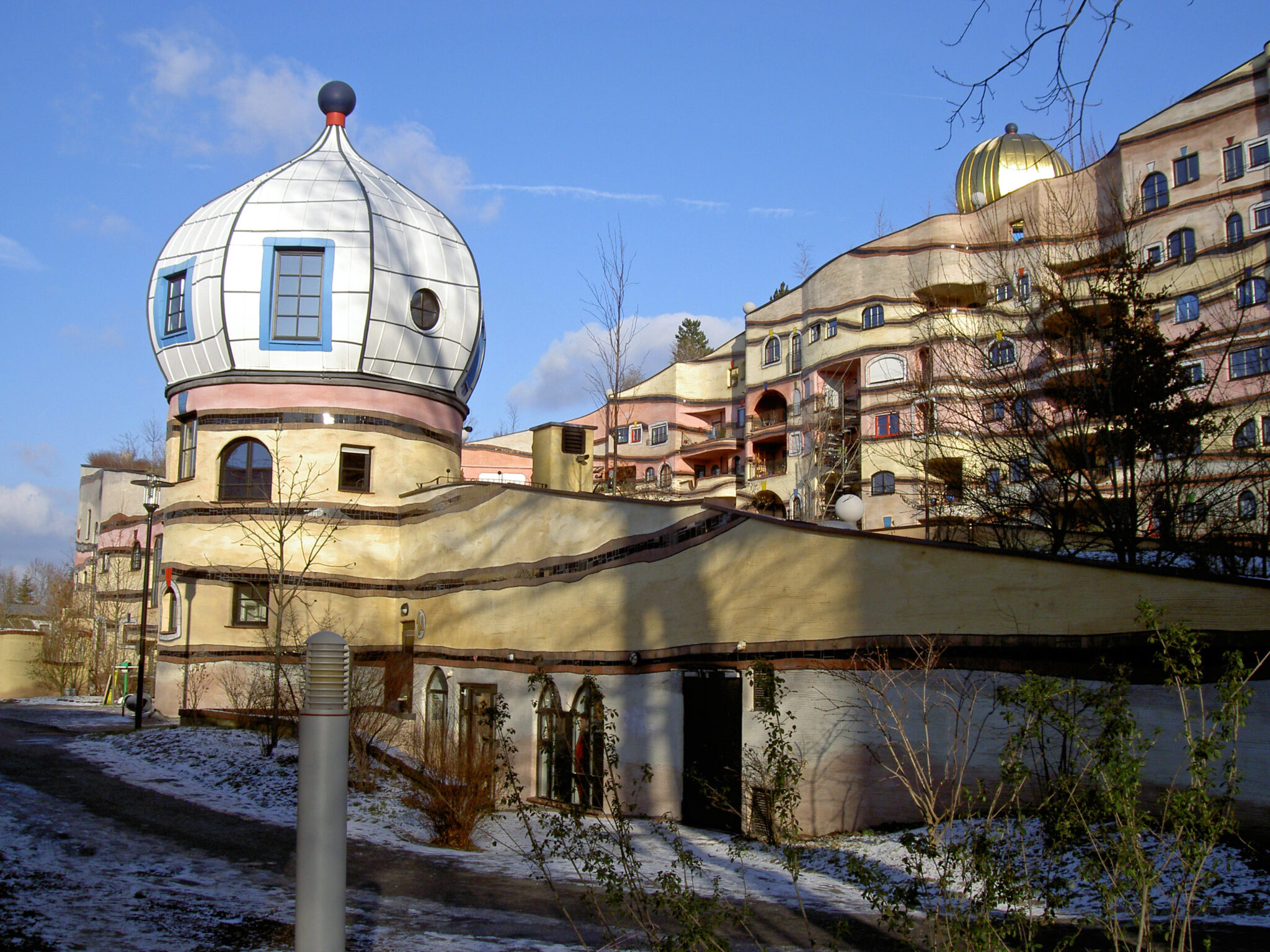 Waldspirale / Friedensreich Hundertwasser | Classics On Architecture ...