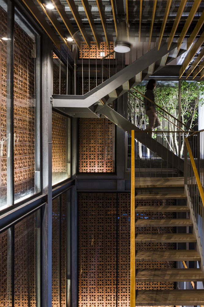 The Lantern / VTN Architects