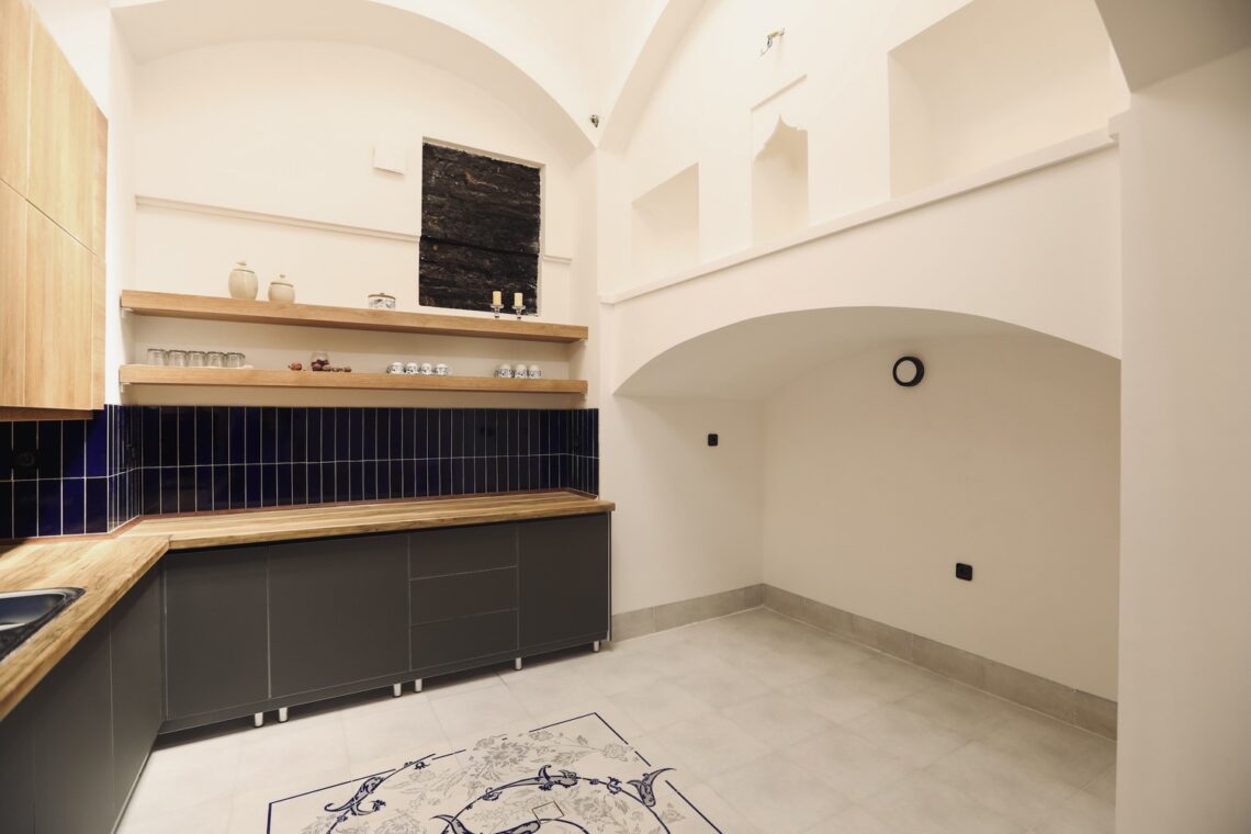 Gazorgah House / Torab Home