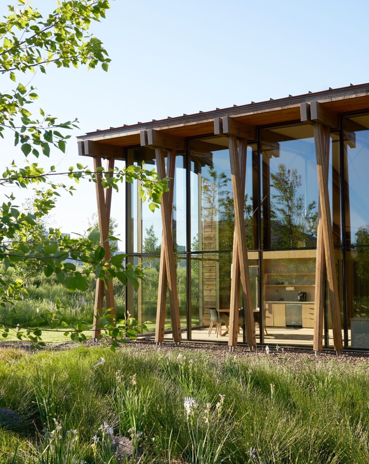 Washington Fruit & Produce Company Headquarters / Graham Baba Architects