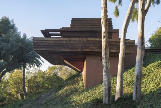 George Sturges House / Frank Lloyd Wright | Classics On Architecture Lab