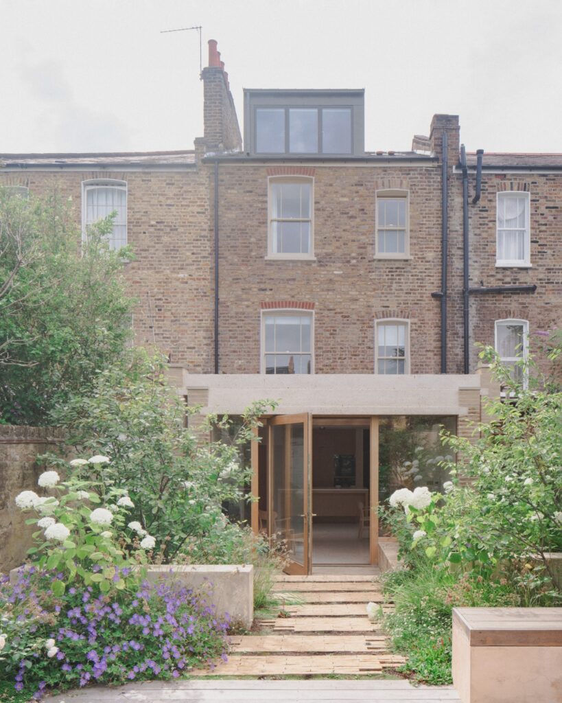Hackney House / Architecture For London