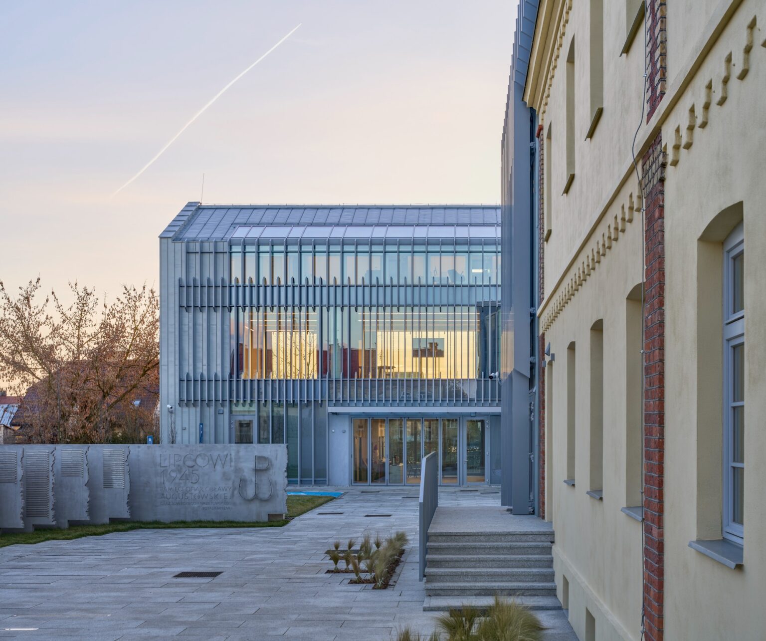 House Of Remembrance Of The Augustow Roundup / Tremend Studio