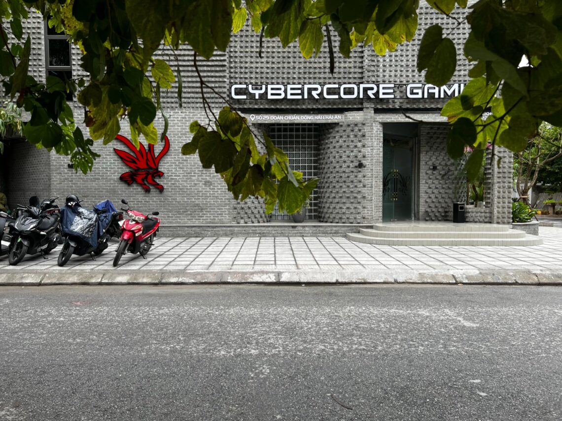 Cybercore Gaming HP / Maison CL.ou Architecture