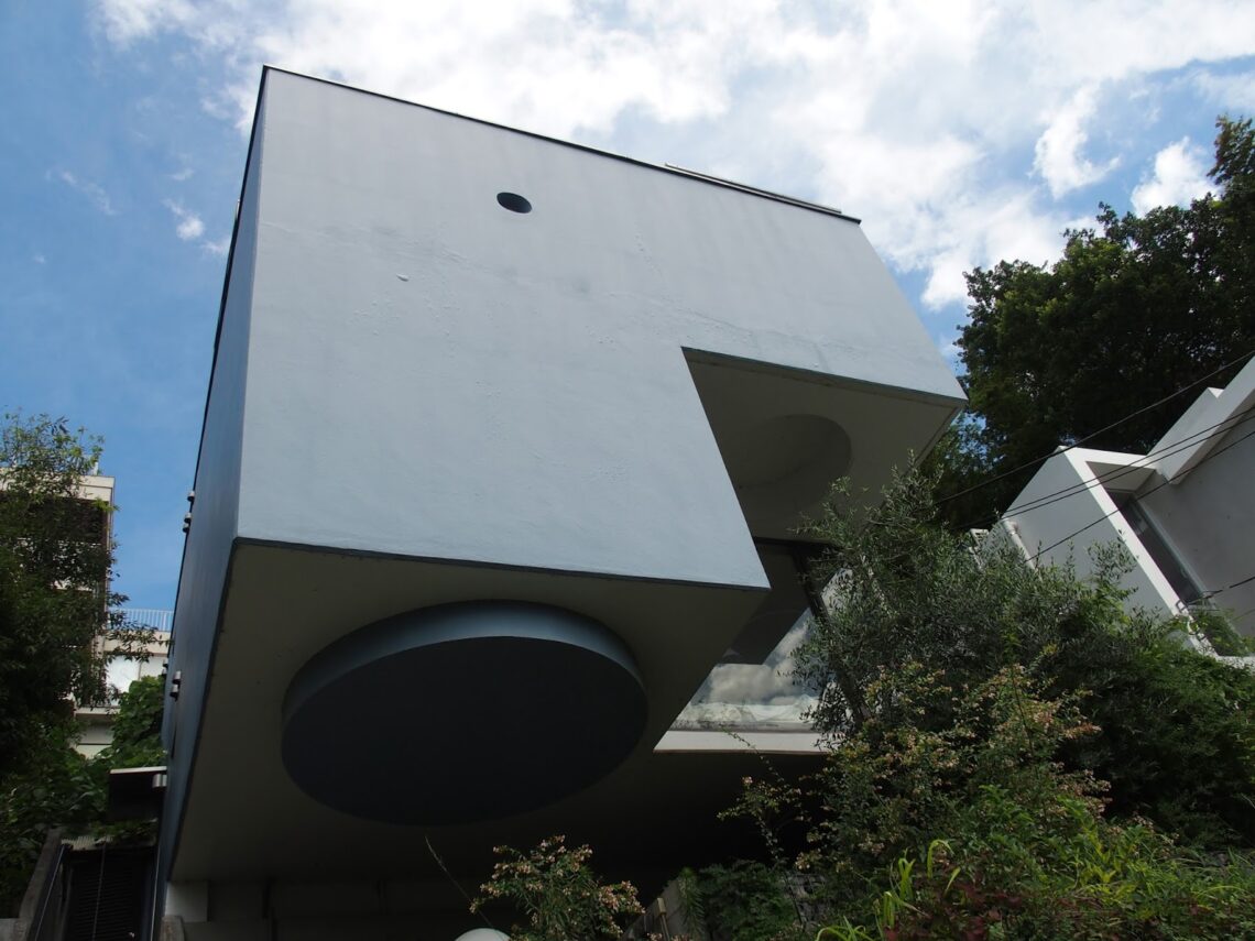 Hayasaki Box (Blue Box) House / Mayumi Miyawaki | Classics On ...
