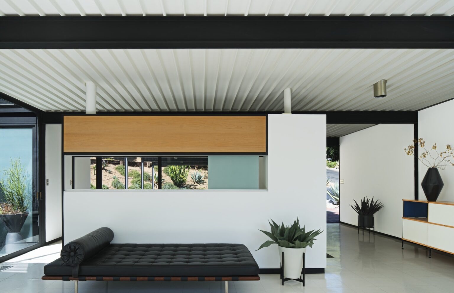 Case Study House #21 (Bailey House) / Pierre Koenig | Classics On ...