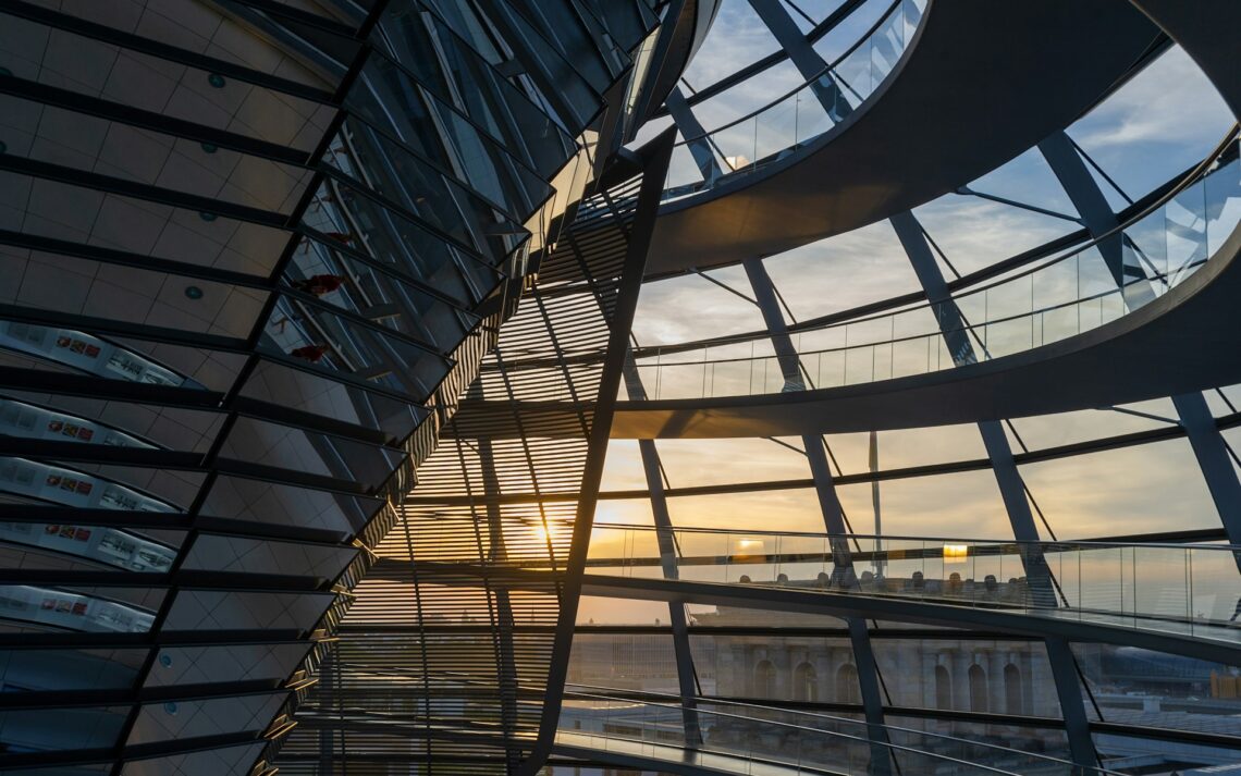 Norman Foster: Biography, Works, Awards