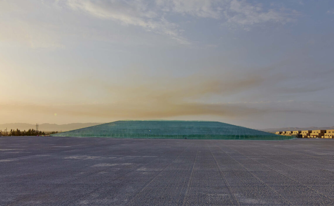 Encore Dunhuang Theater / BIAD-ZXD ARCHITECTS