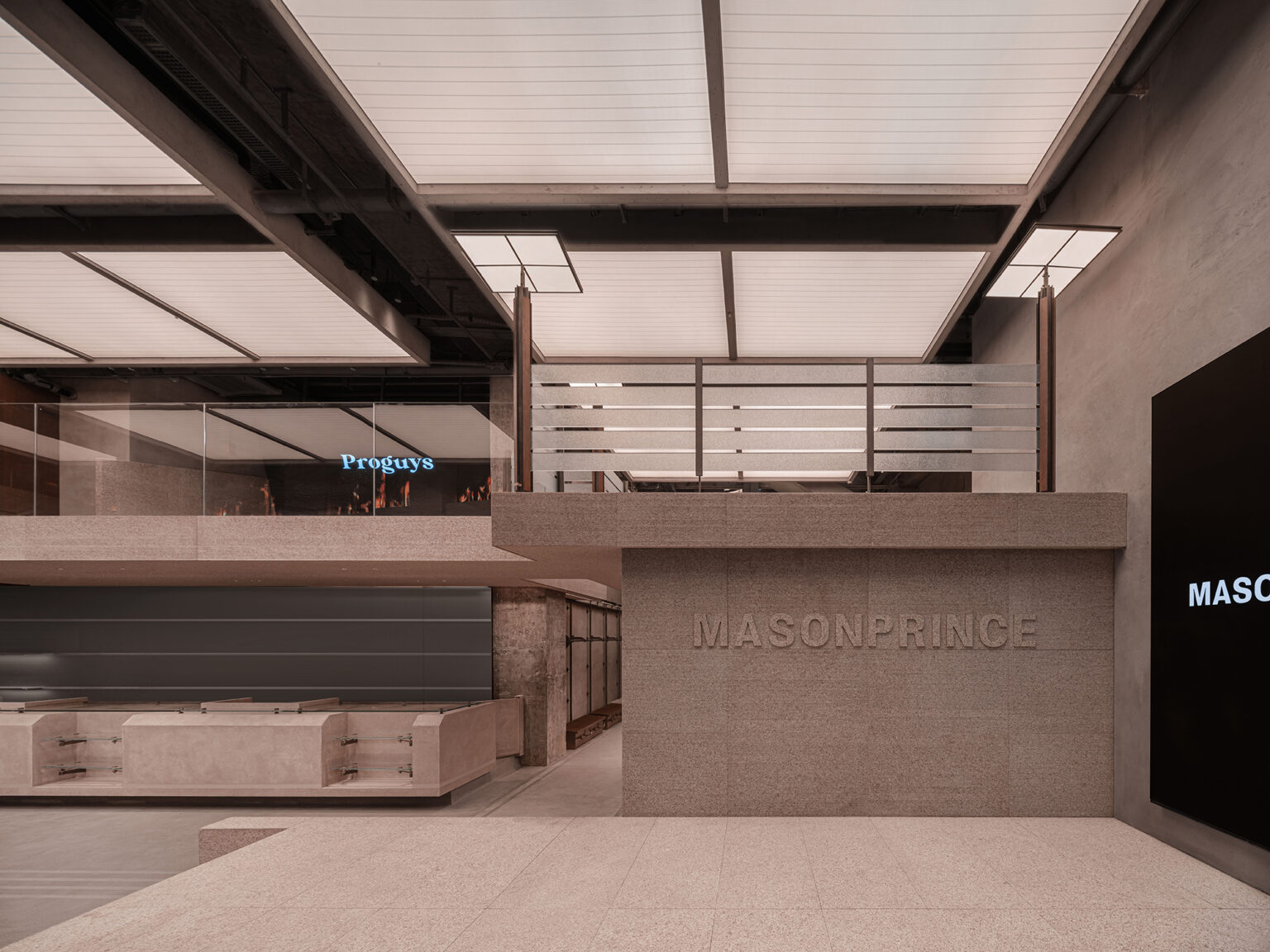 MASONPRINCE Flagship Store / TOMO DESIGN
