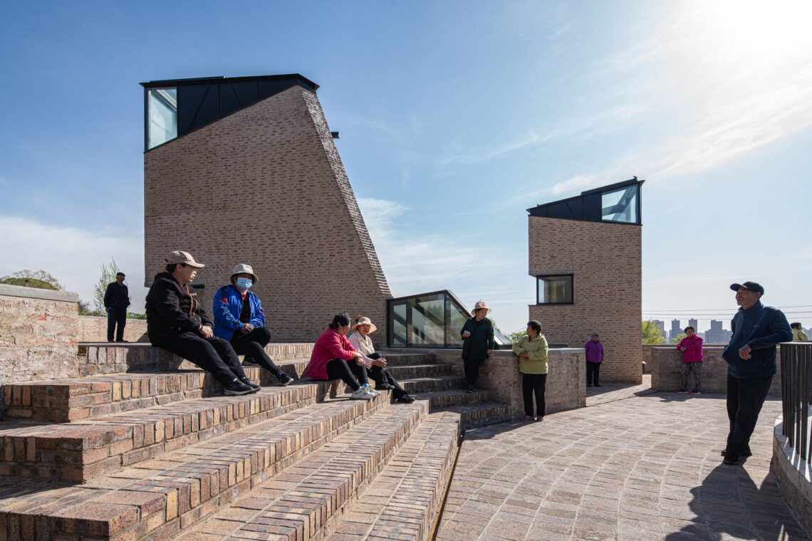 West Wusutu Village Community Center / Zhang Pengju