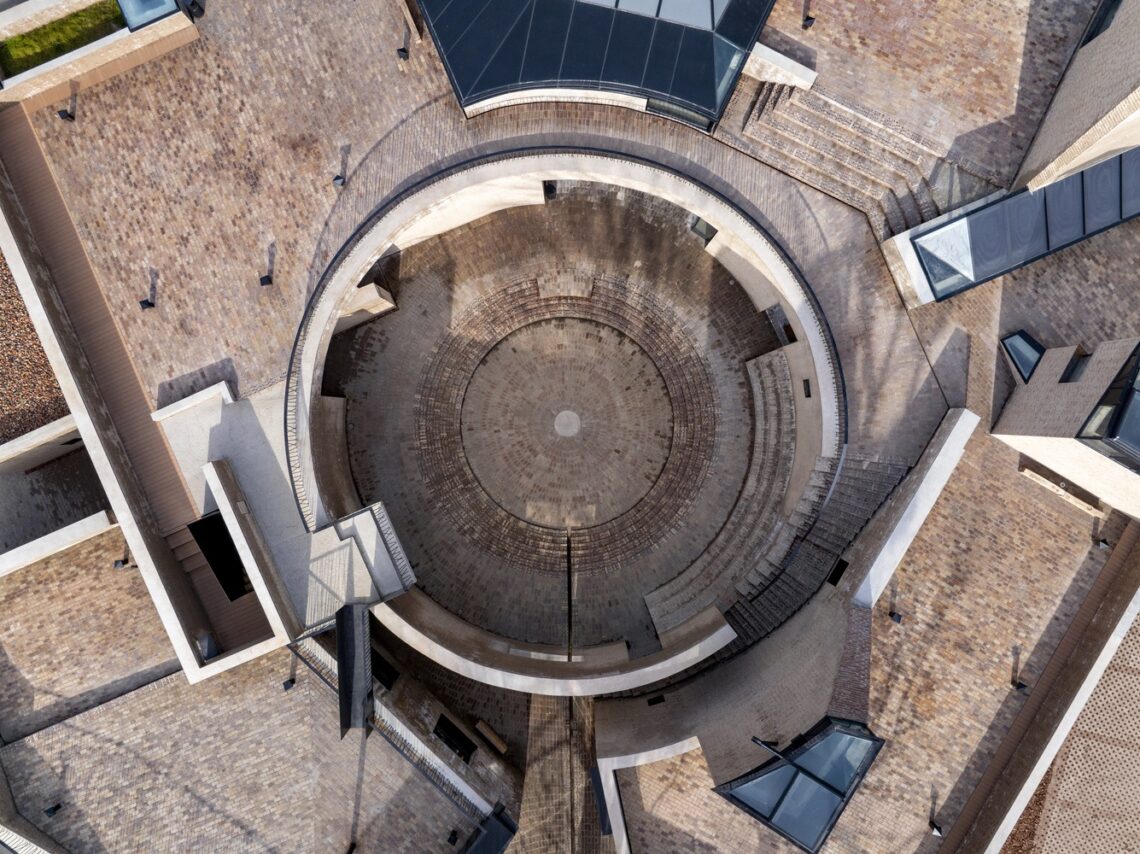 West Wusutu Village Community Center / Zhang Pengju