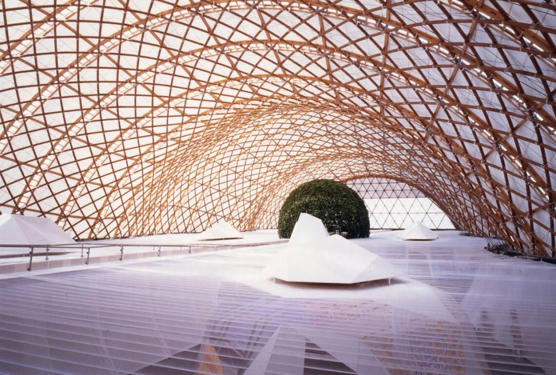 Shigeru Ban: Biography, Works, Awards