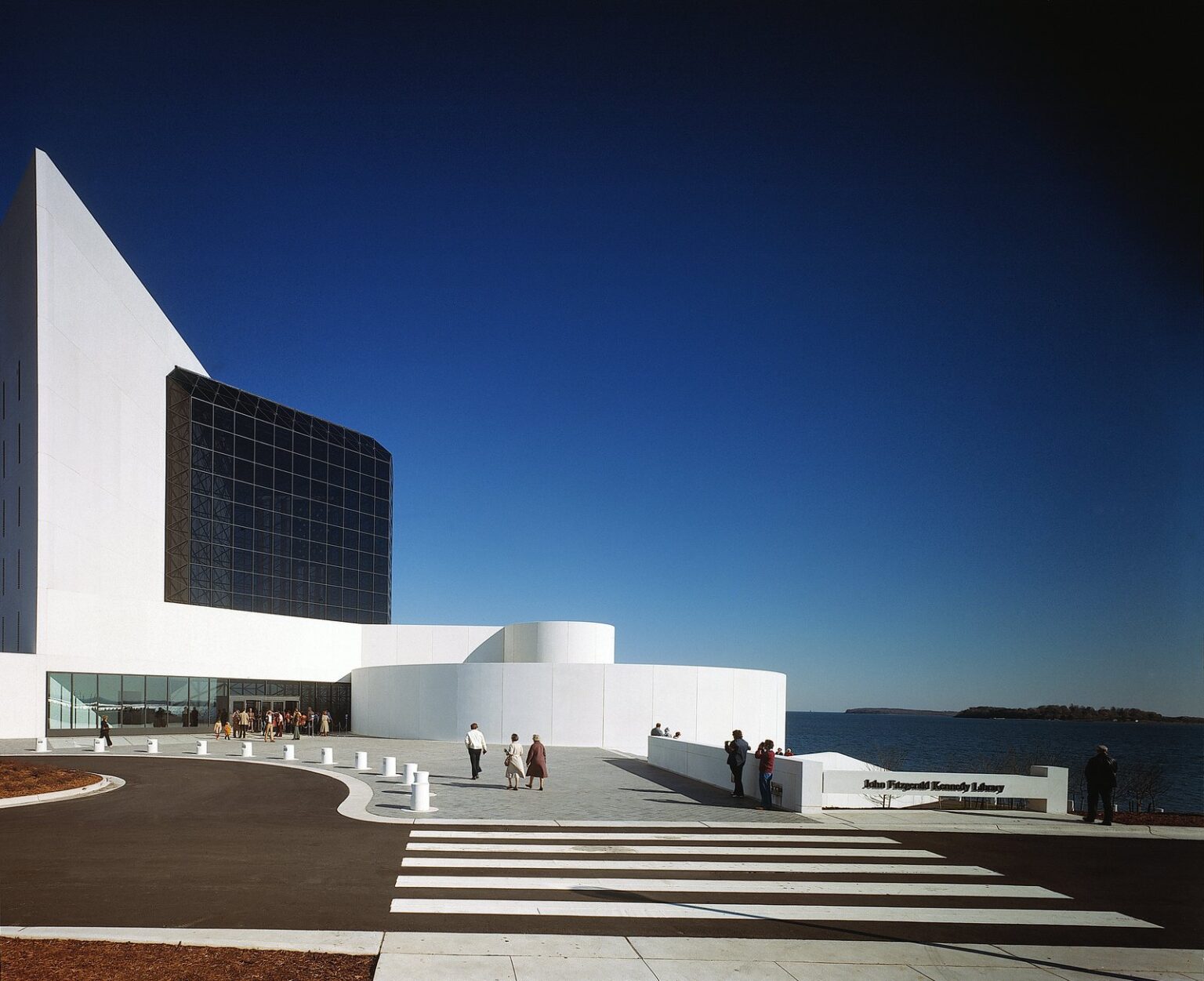 I. M. Pei: Biography, Works, Awards