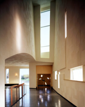 Steven Holl: Biography, Works, Awards