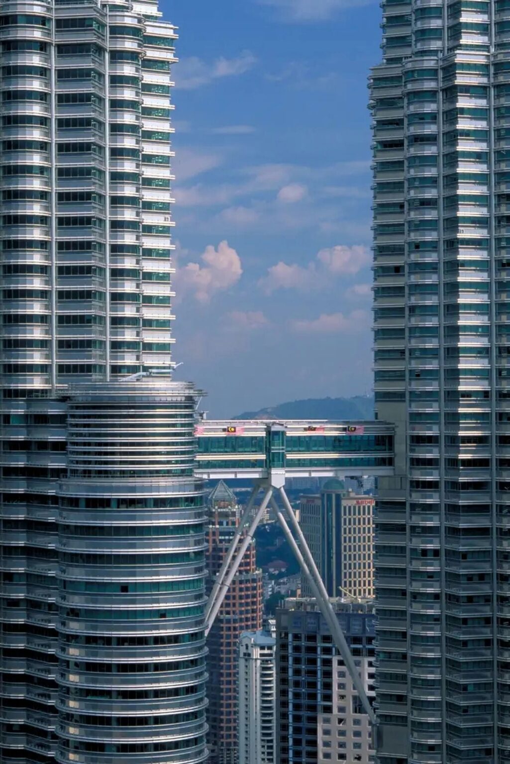 César Pelli: Biography, Works, Awards