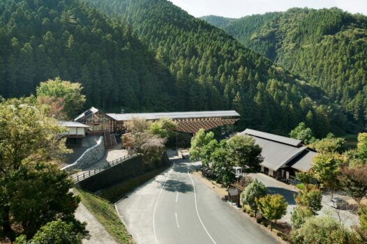 Kengo Kuma: Biography, Works, Awards