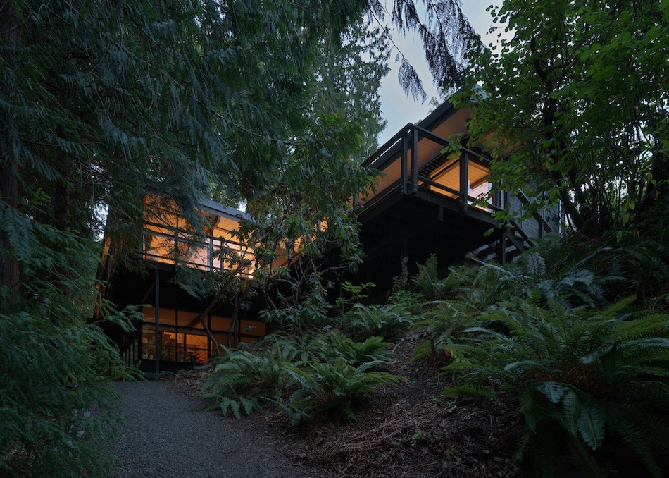 Alden Mason House / Ueda Design Studio