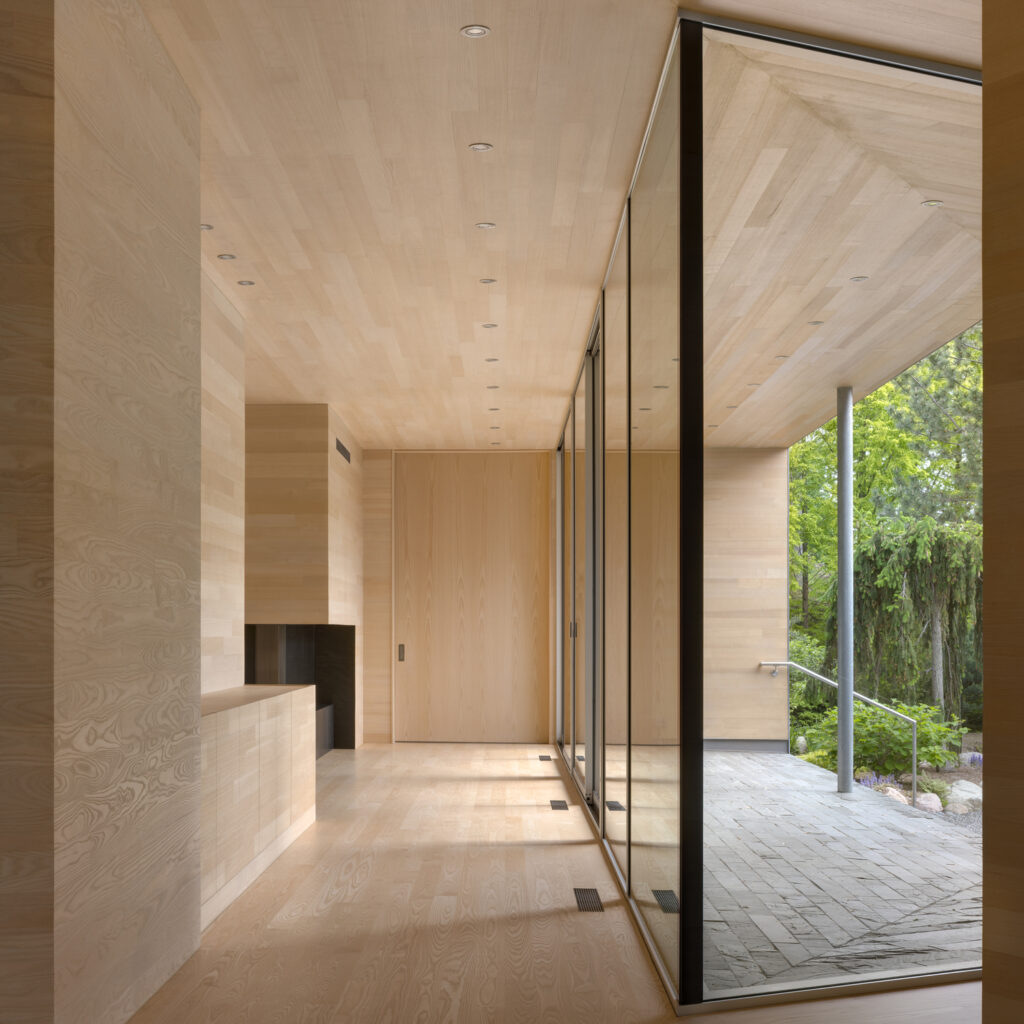Lakeside Residence / Disbrow Iannuzzi