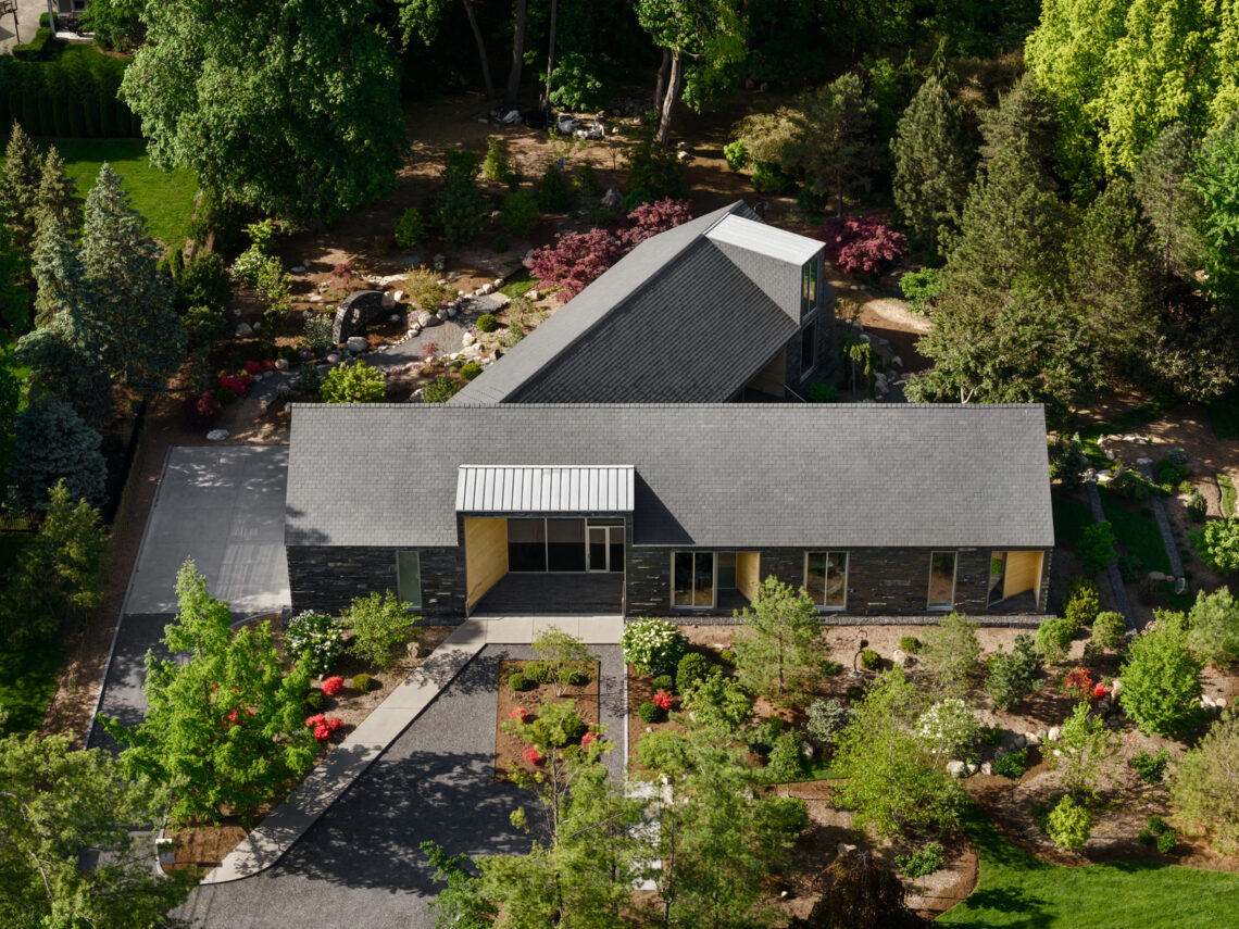 Lakeside Residence / Disbrow Iannuzzi