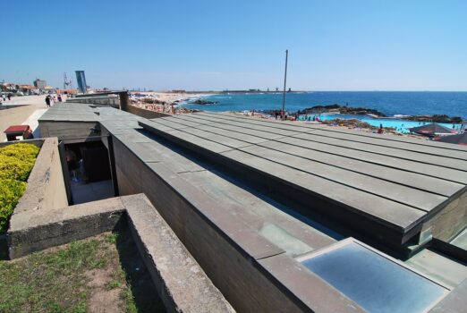 Leça Swimming Pools / Álvaro Siza Vieira | Classics On Architecture Lab