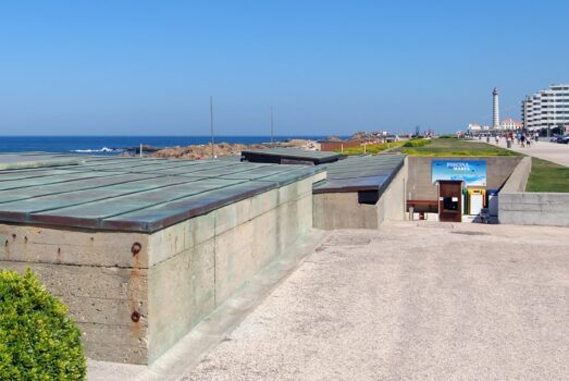 Leça Swimming Pools / Álvaro Siza Vieira | Classics On Architecture Lab