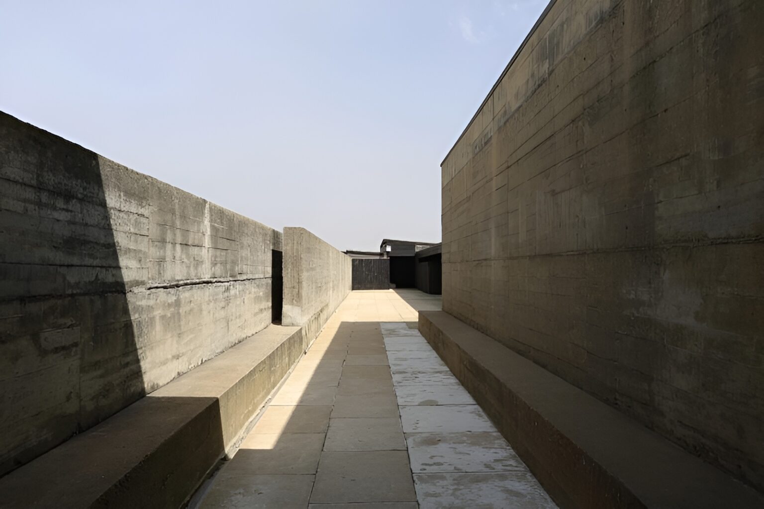 Leça Swimming Pools / Álvaro Siza Vieira | Classics On Architecture Lab