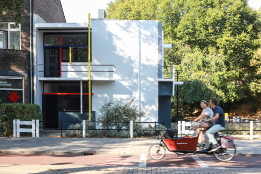 Rietveld Schroder House / Gerrit Rietveld | Classics On Architecture Lab