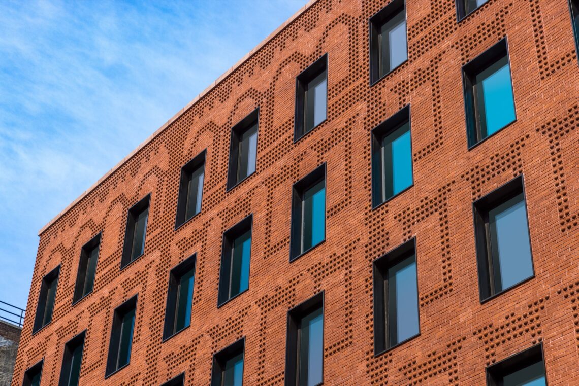 The Grand Mulberry Apartments / Morris Adjmi Architects