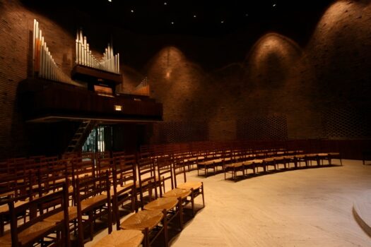MIT Chapel / Eero Saarinen | Classics On Architecture Lab
